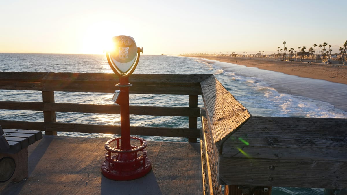 Accessible Guide to Huntington Beach: Hotels, Attractions & Dining